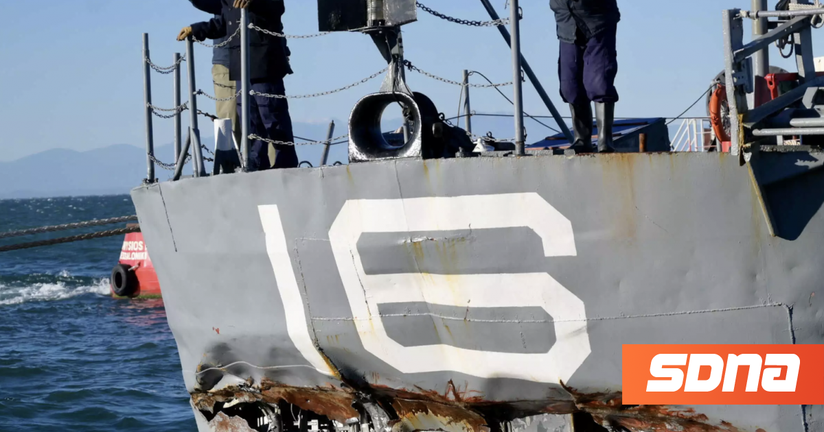 Θεσσαλονίκη: Επιχείρηση διάσωσης του αντιτορπιλικού «Βέλος» με δύτη και γερανό – «Μάχη» για να ...